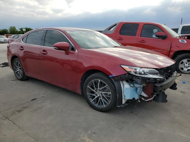 58ABK1GG2HU054016 2017 Lexus ES350 Red